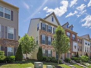 Townhomes for Rent in Lanham MD - 24 Townhouses | Apartments.com