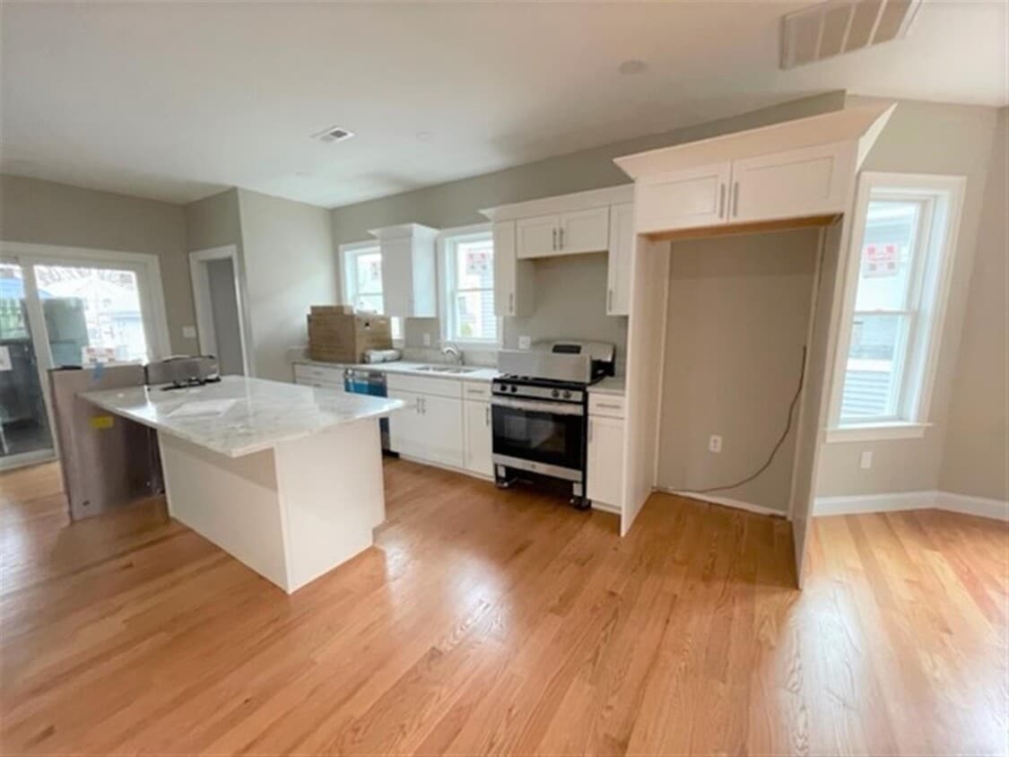 21 Harris Rd Unit 1, Medford, MA 02155 - 21 Harris Rd Medford, MA 02155 ...