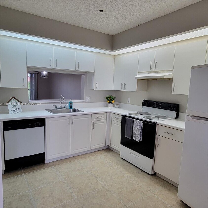 12651 SW 16th Ct Unit 404B, Pembroke Pines, FL 33027 - Condo for Rent ...