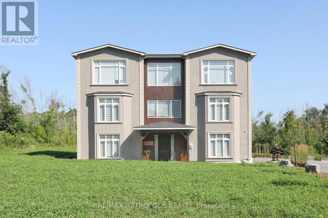 4 Chambre Appartements à louer à Otonabee-South Monaghan ON |Apartments.com