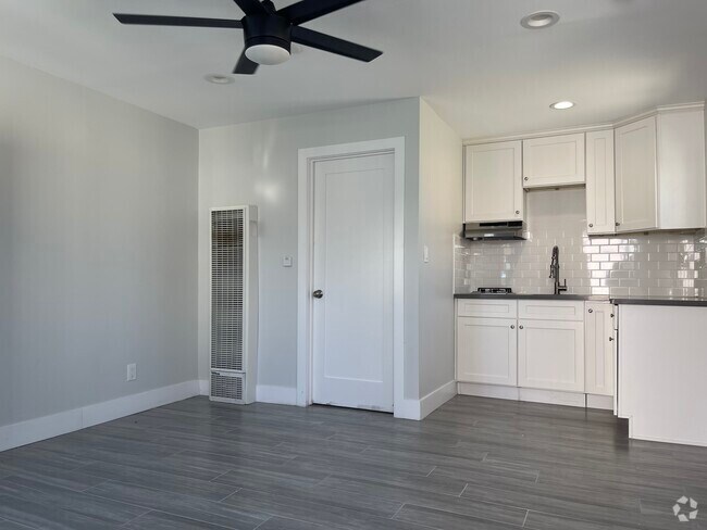 Downtown Compton Gated Apartments for Rent - Compton, CA - 3 Rentals ...