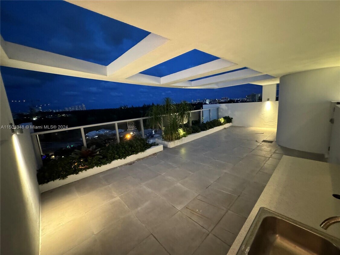 13800 Highland Dr Unit PH9, North Miami Beach, FL 33181 - Condo for ...