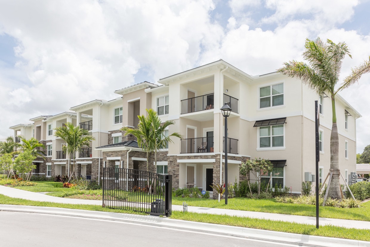 The Reserve at Coral Springs - 3591 Nw 88th Dr Coral Springs, FL 33065 ...