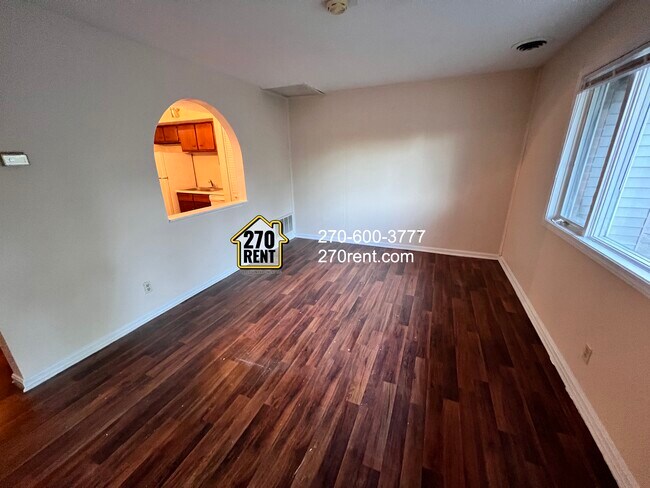 1036 Ellen Dr, Radcliff, KY 40160 - Townhome Rentals in Radcliff KY ...