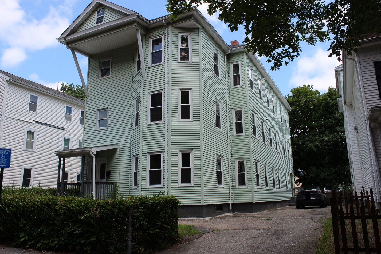 25 Wyman St, Worcester, MA 01610 - 25 Wyman St Worcester, MA 01610 ...