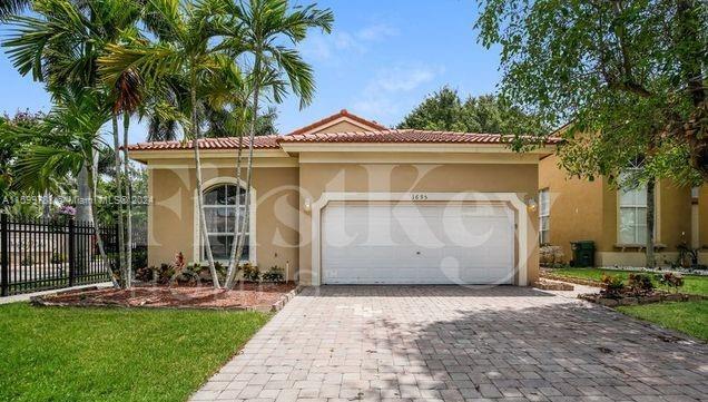 1695 NE 37th Pl, Homestead, FL 33033 - House Rental in Homestead, FL ...