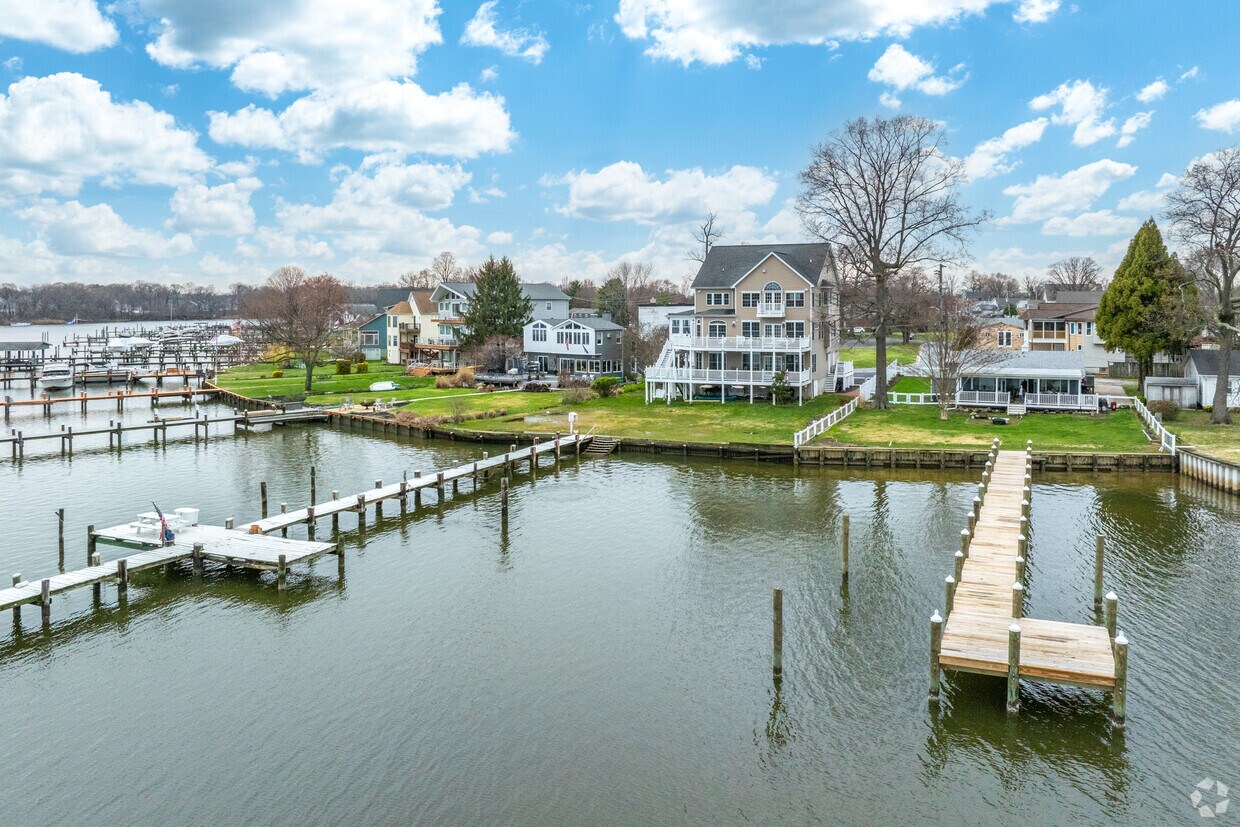 Moving to Middle River? Cost of Living, Best Neighborhoods & What to ...
