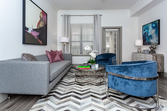 State Thomas Ravello Apartments - Dallas, TX | Apartments.com