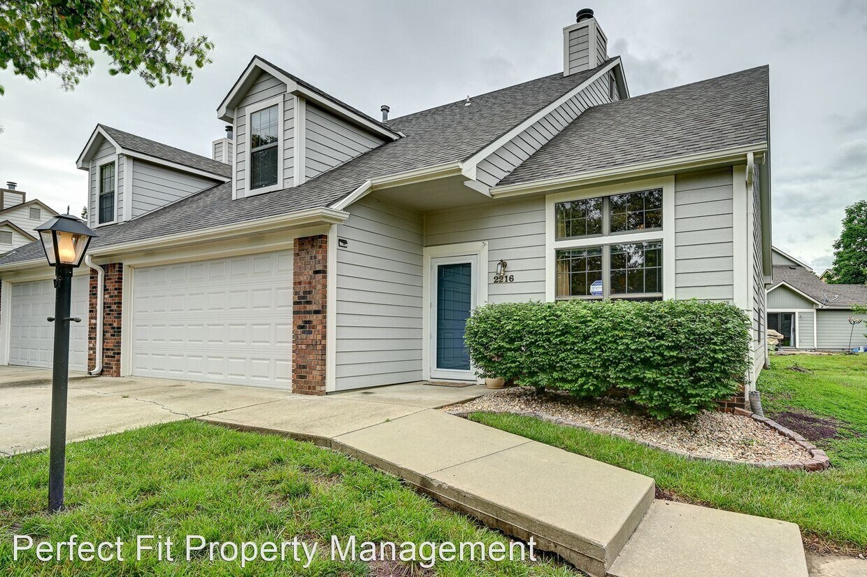 2216 Vail Way, Lawrence, KS 66047 - House Rental in Lawrence, KS ...