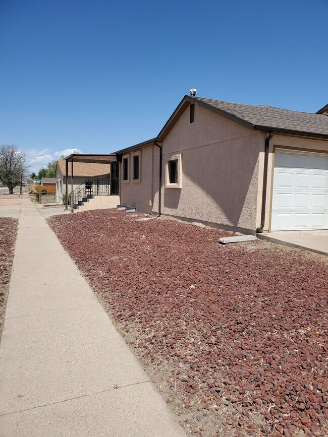 1501 Zuni Rd, Pueblo, CO 81001 - House Rental in Pueblo, CO ...