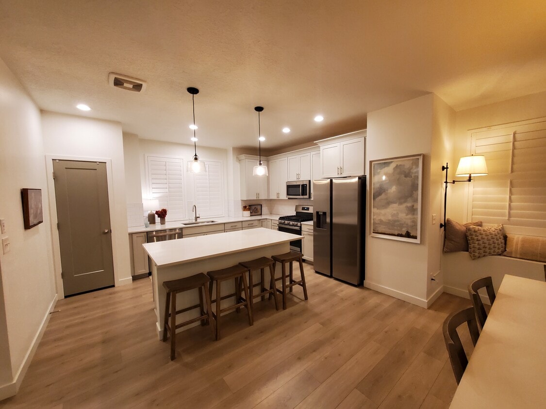 11284 S Willow Walk Dr, South Jordan, UT 84009 - House Rental in South ...