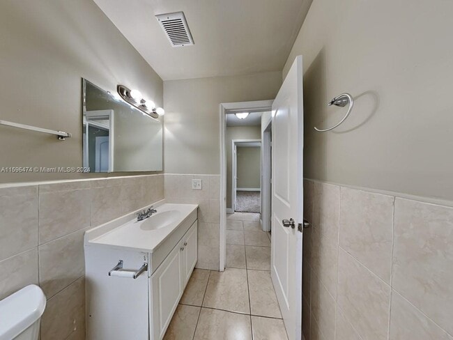 2021 SW 64th Ave, North Lauderdale, FL 33068 - House Rental in North ...