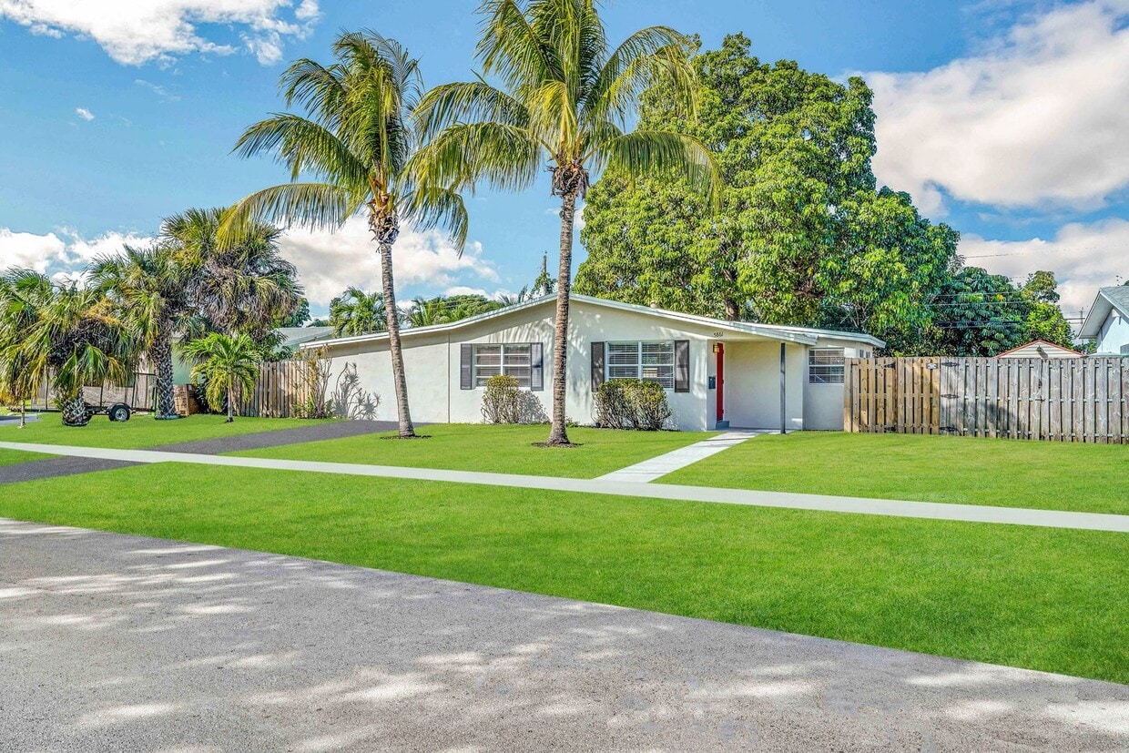5861 NW 12th Ct, Sunrise, FL 33313 - House Rental in Sunrise, FL ...