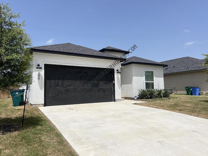 248 Club View E, Seguin, TX 78155 - House Rental in Seguin, TX ...