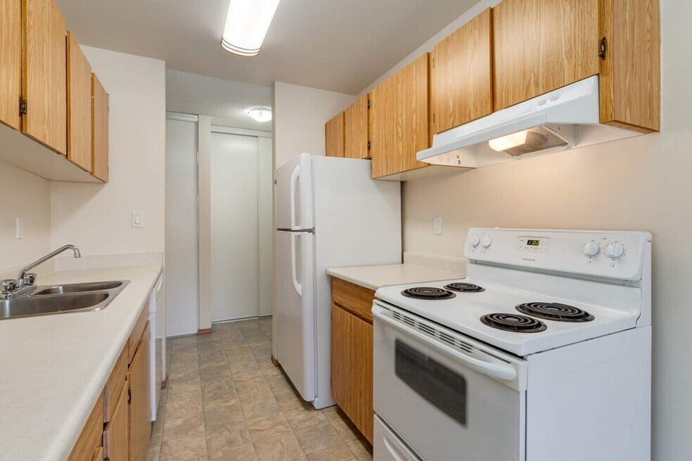 Apartments near Rosslyn Shopping Centre in Edmonton, AB - Page 2 ...