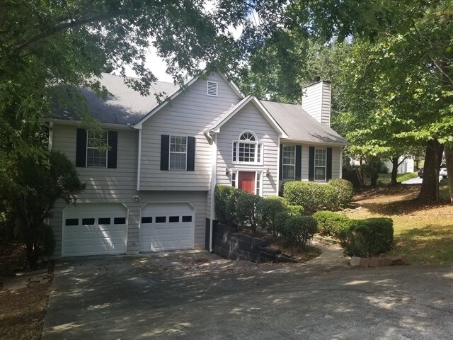 4933 Shallow Ridge Rd NE, Kennesaw, GA 30144 | Apartments.com