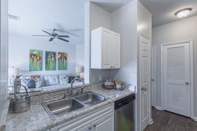 Best Luxury Jamestown/High Point Apartments for Rent - High Point, NC ...