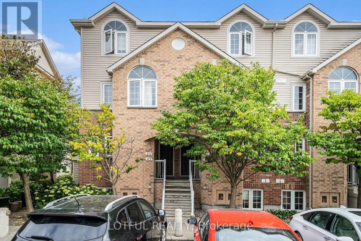 58 Steele Park Private, Ottawa, ON K1J 0J2 - Maison de Ville à Louer à ...