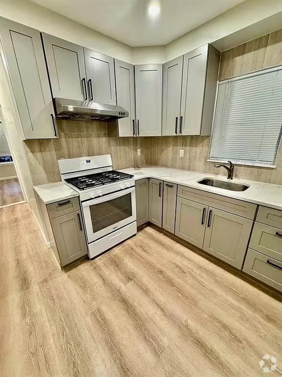 New Sunset Park Apartments for Rent with Hardwood Floors - Brooklyn, NY ...