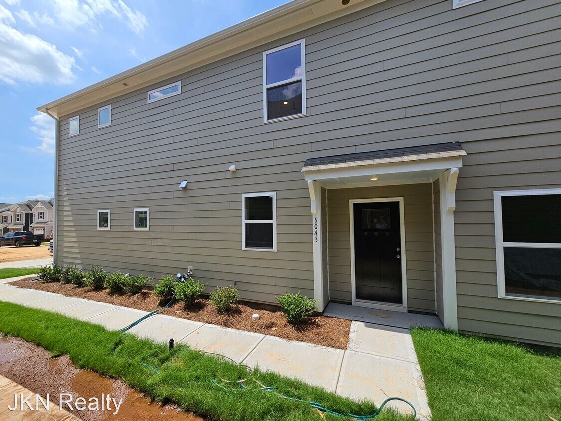 6043 Rizer Dr, Charlotte, NC 28269 - House Rental in Charlotte, NC ...
