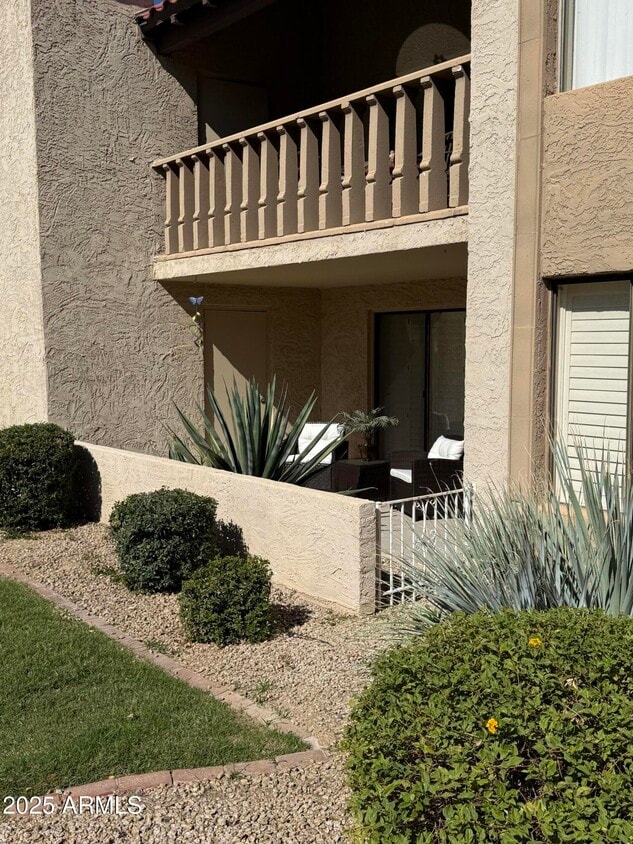 8649 E Royal Palm Rd Unit 104, Scottsdale, AZ 85258 - Room for Rent in ...