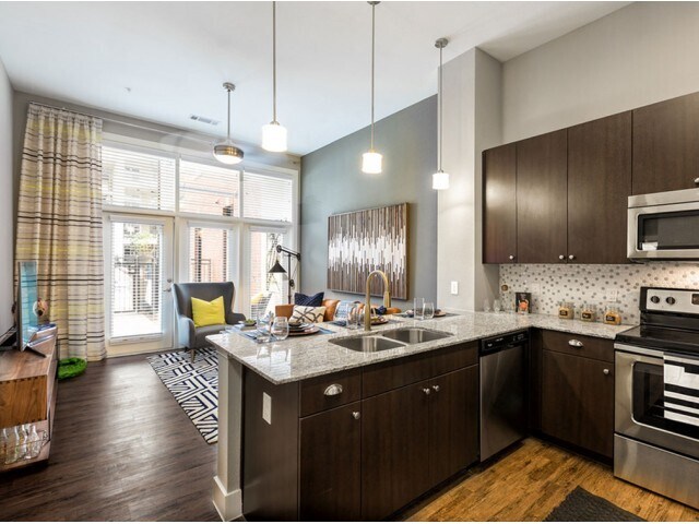 AMLI Frisco Crossing Apartments - 7255 Texas Rangers Dr Frisco, TX ...