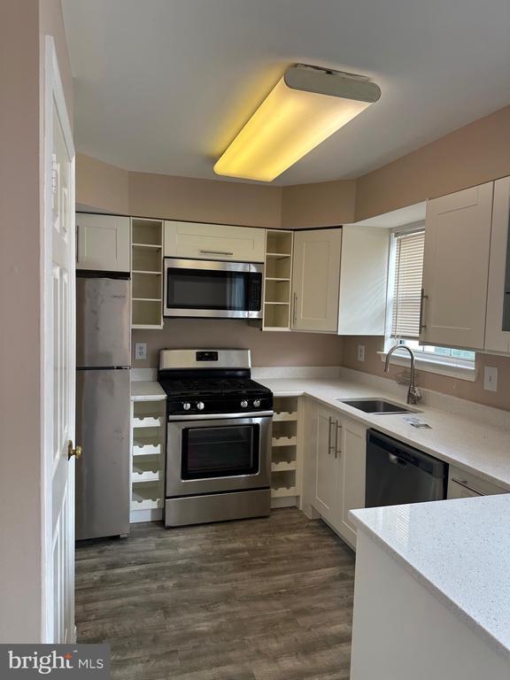 6850 Signature Cir, Alexandria, VA 22310 - Townhome Rentals in ...