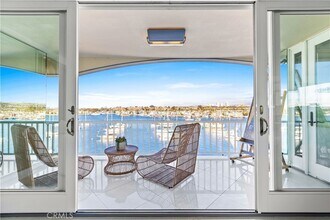 Balboa Peninsula Point Apartments for Rent with a Walk-In Closet ...