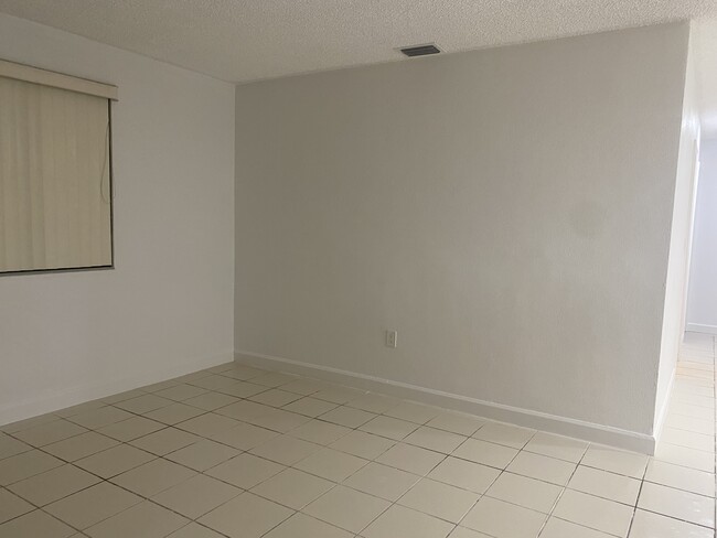 334 W 18th St, Hialeah, FL 33010 - House Rental in Hialeah, FL ...