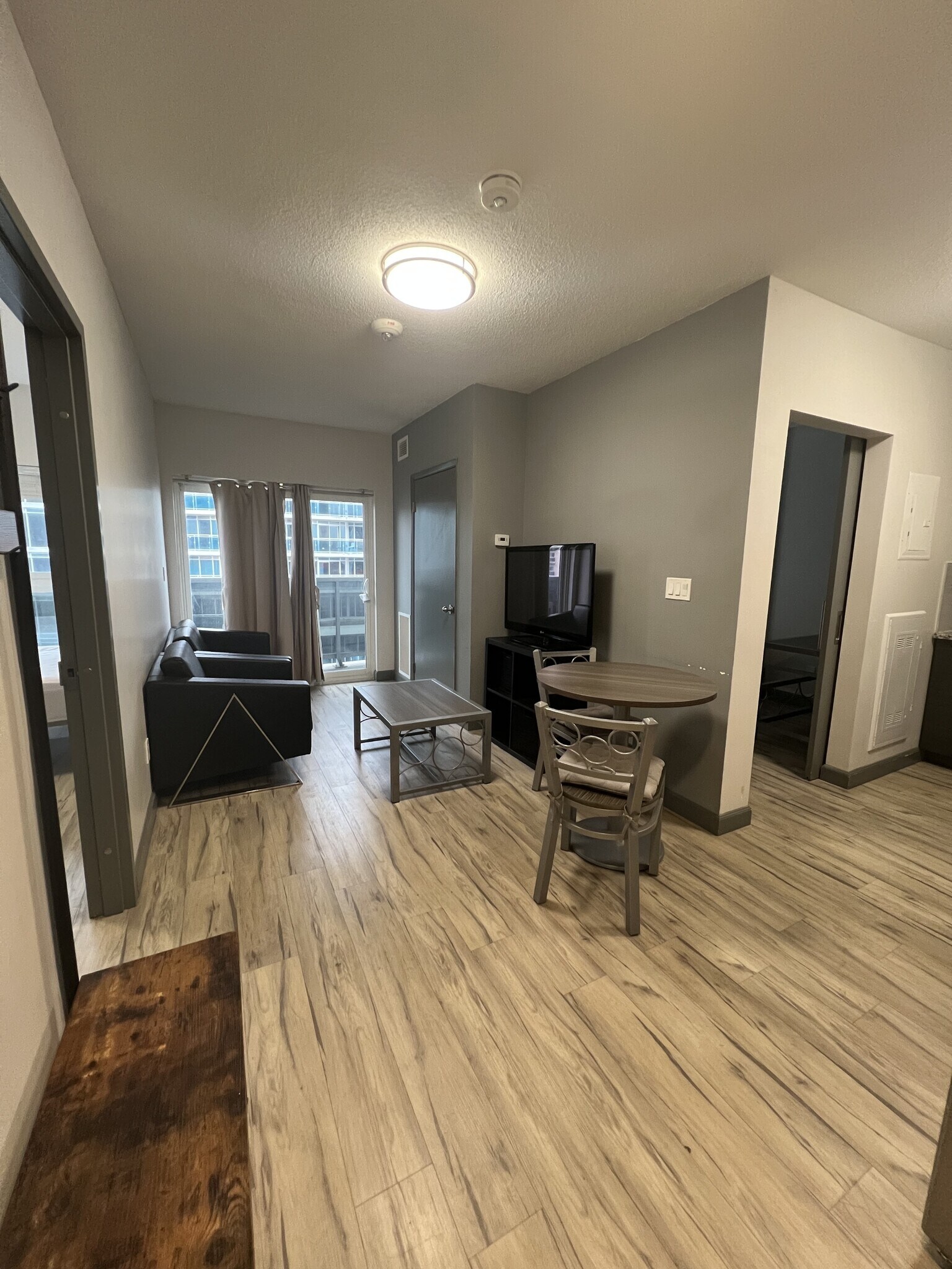 258B-258B Sunview St, Waterloo, ON N2L 0H7 - Townhouse for Rent in ...