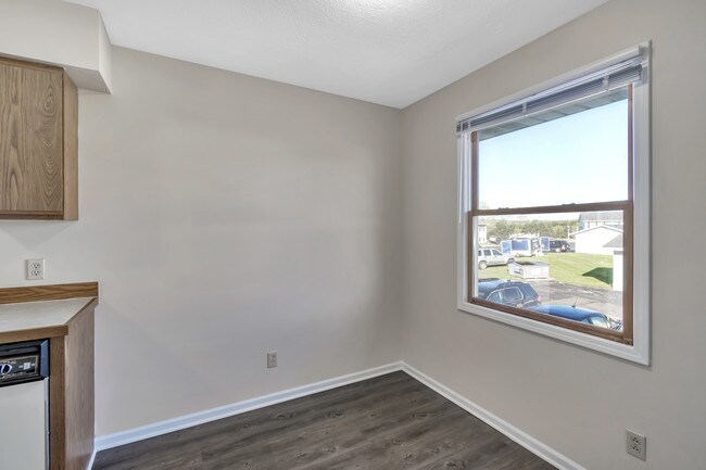 Country Ridge Apartments - Kalamazoo, MI | Apartments.com