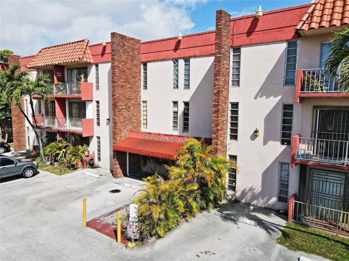 2385 NW 11th St Unit B21, Miami, FL 33125 - Condo for Rent in Miami, FL ...