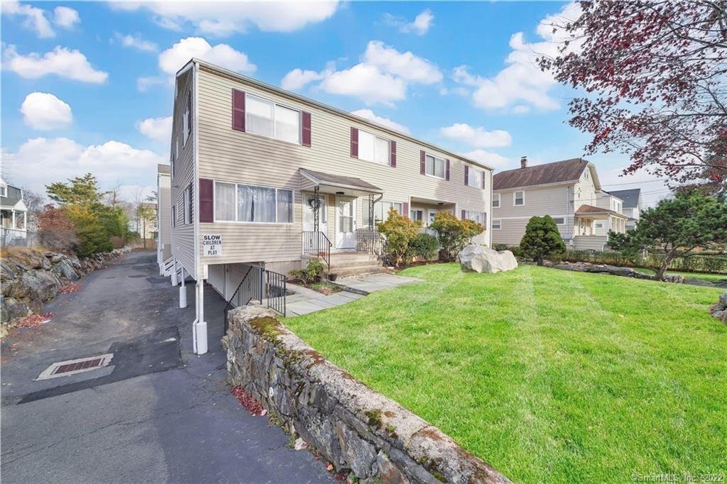 14 Ferris Ave, Norwalk, CT 06854 - Townhome Rentals in Norwalk CT ...