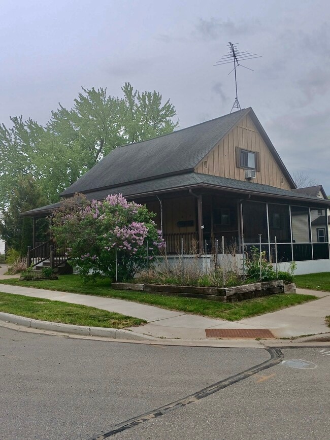 Hiles WI Condos for Rent