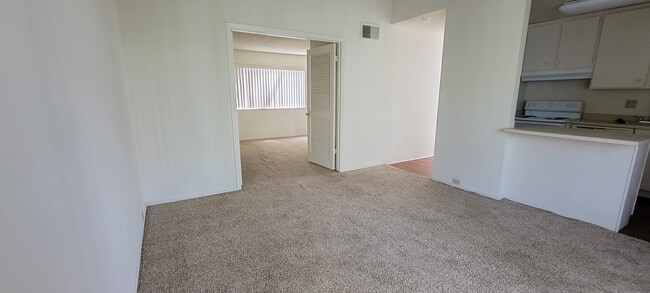 Governor's Square Apartments - Sacramento, CA | Apartments.com