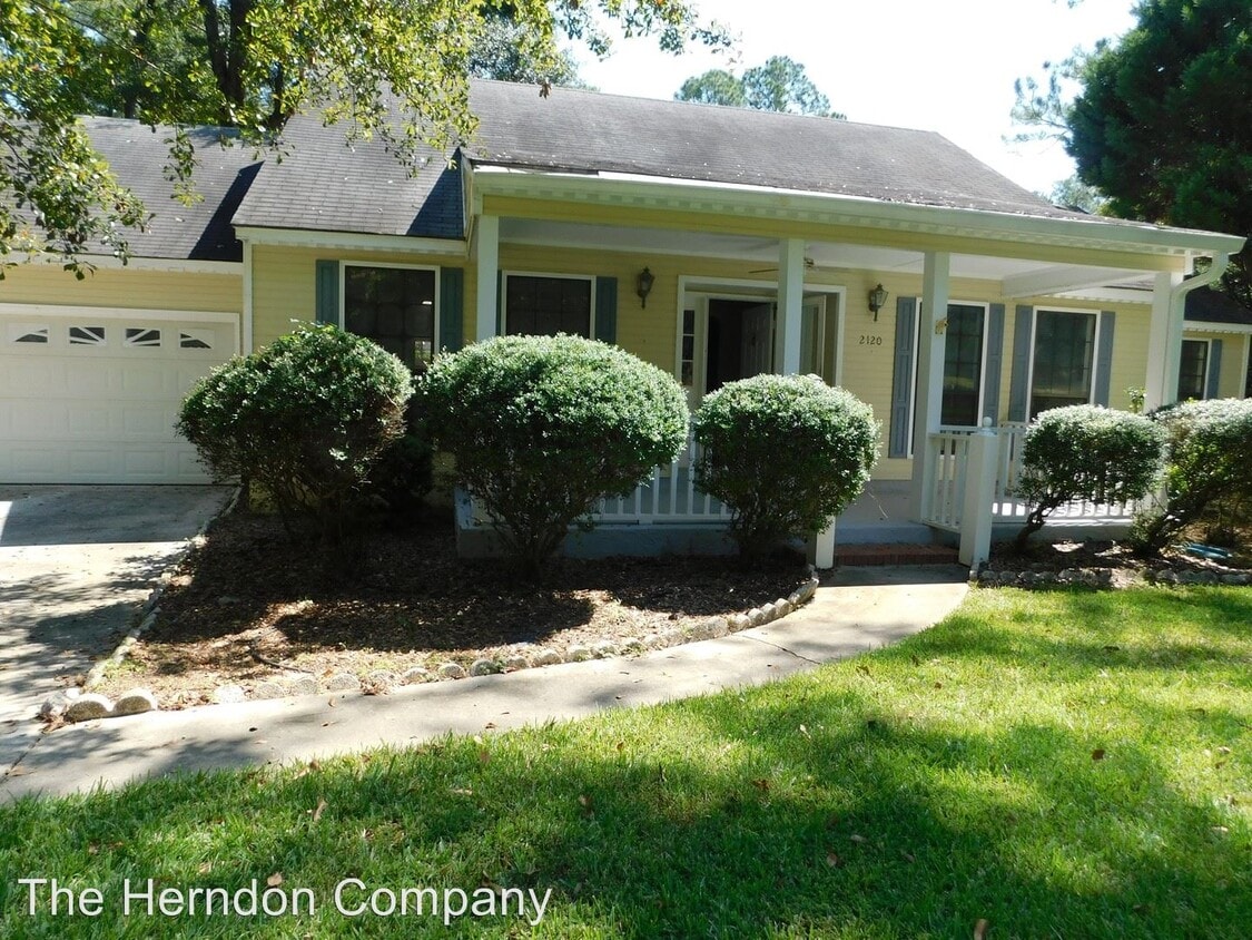 2120 Northwood Cir, Valdosta, GA 31602 - House Rental in Valdosta, GA ...