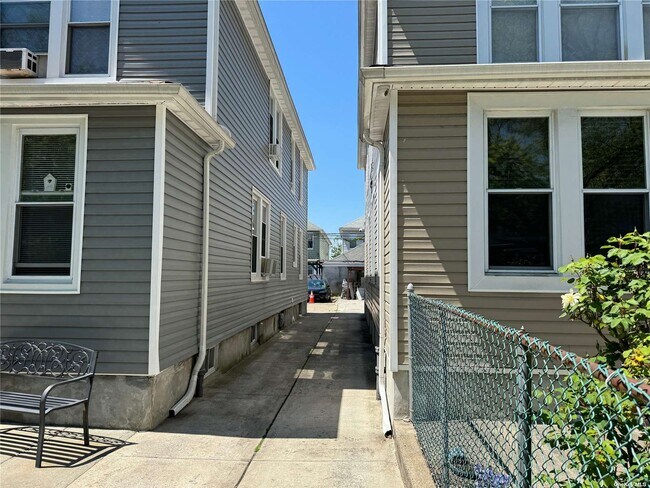 2638-38 92nd St, Queens, NY 11369 - Townhome Rentals in Queens NY ...