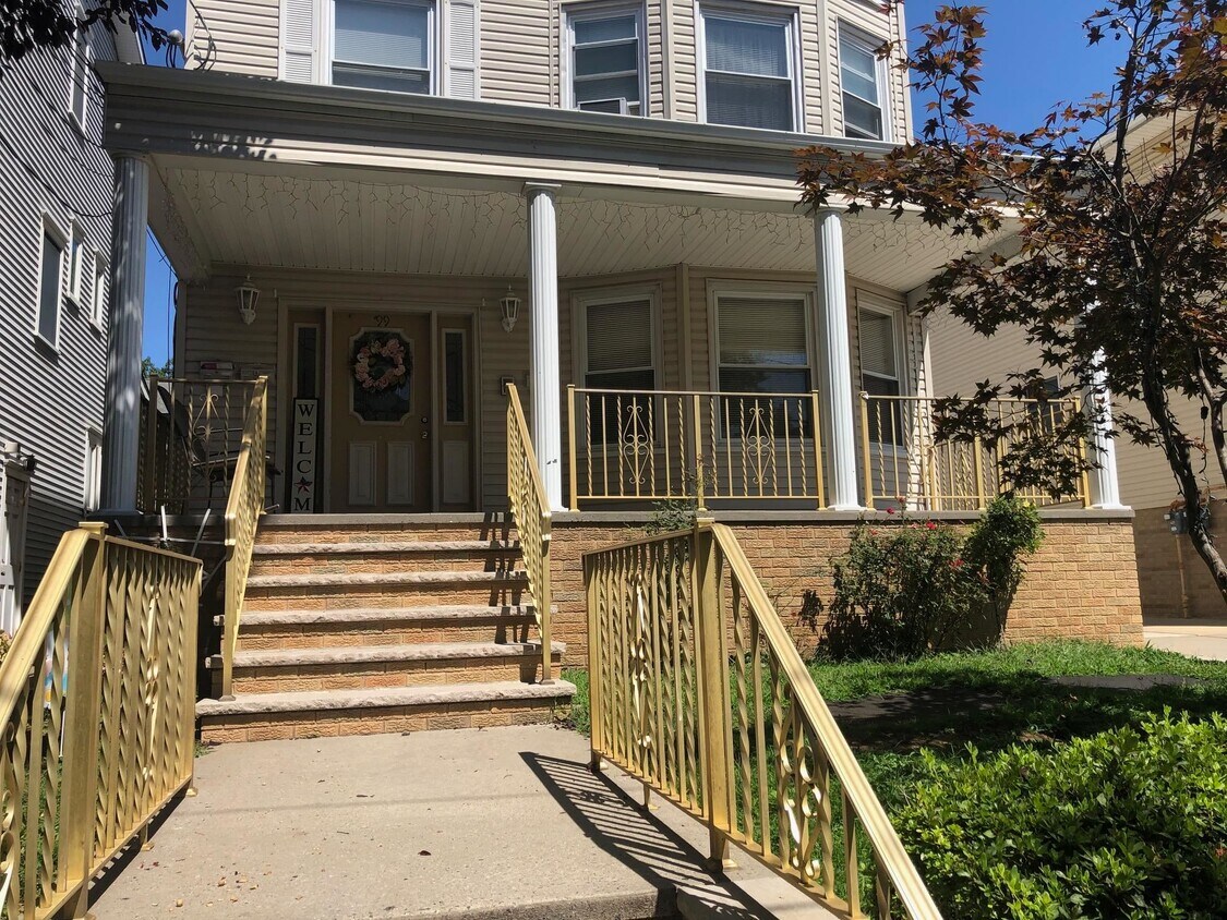 99 W 39th St Unit 1, Bayonne, NJ 07002 - Room for Rent in Bayonne, NJ | Apartments.com