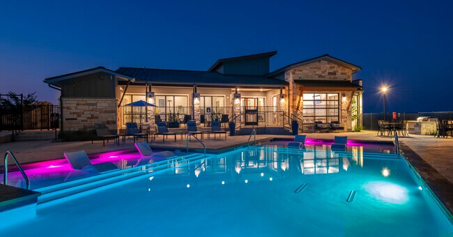 Settlers Point Dripping Springs Luxury Apartments for Rent - 20 Rentals ...