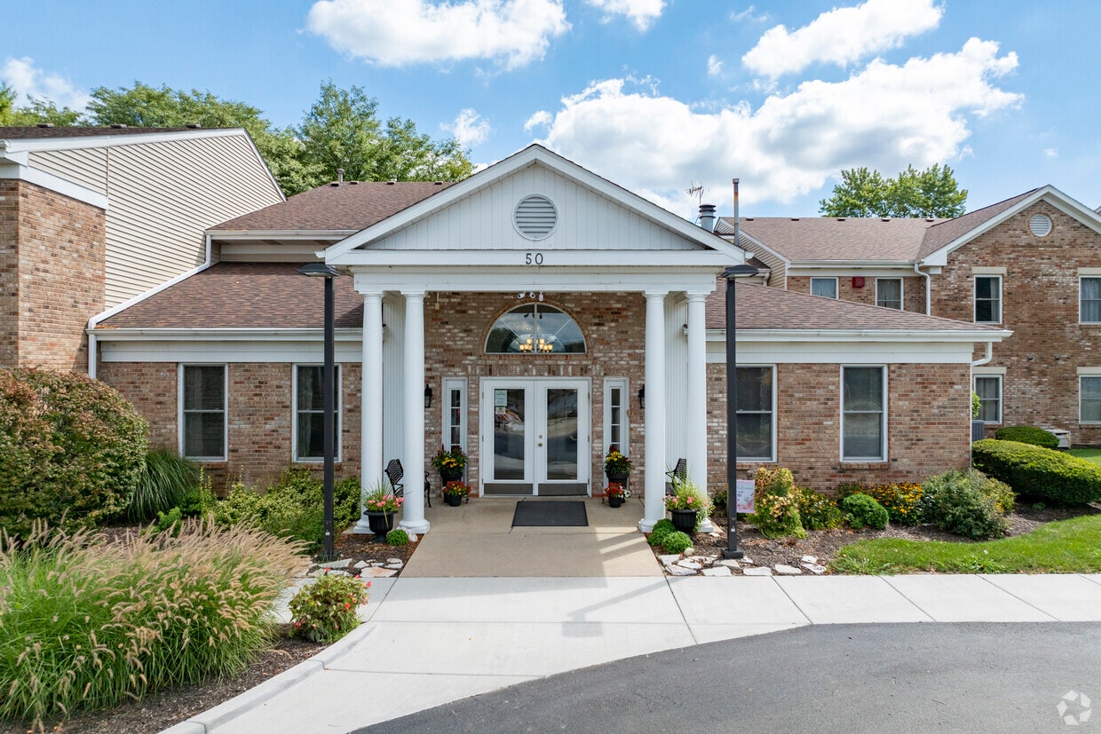Wedgewood Manor Active Senior Living - 50 Boulder Hill Pass Montgomery ...