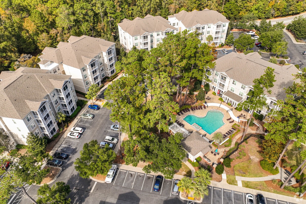 Abberly West Ashley Apartment Homes - 3100 Ashley Town Center Dr ...