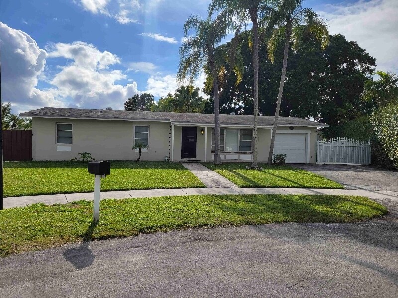 13610 SW 77th St, Miami, FL 33183 | Apartments.com