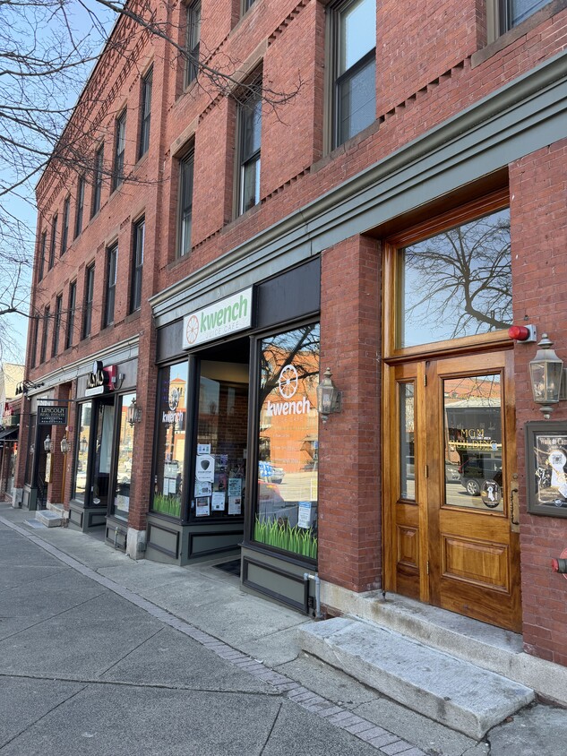 69 S Pleasant St, Amherst, MA 01002 - 69 S Pleasant St Amherst, MA ...