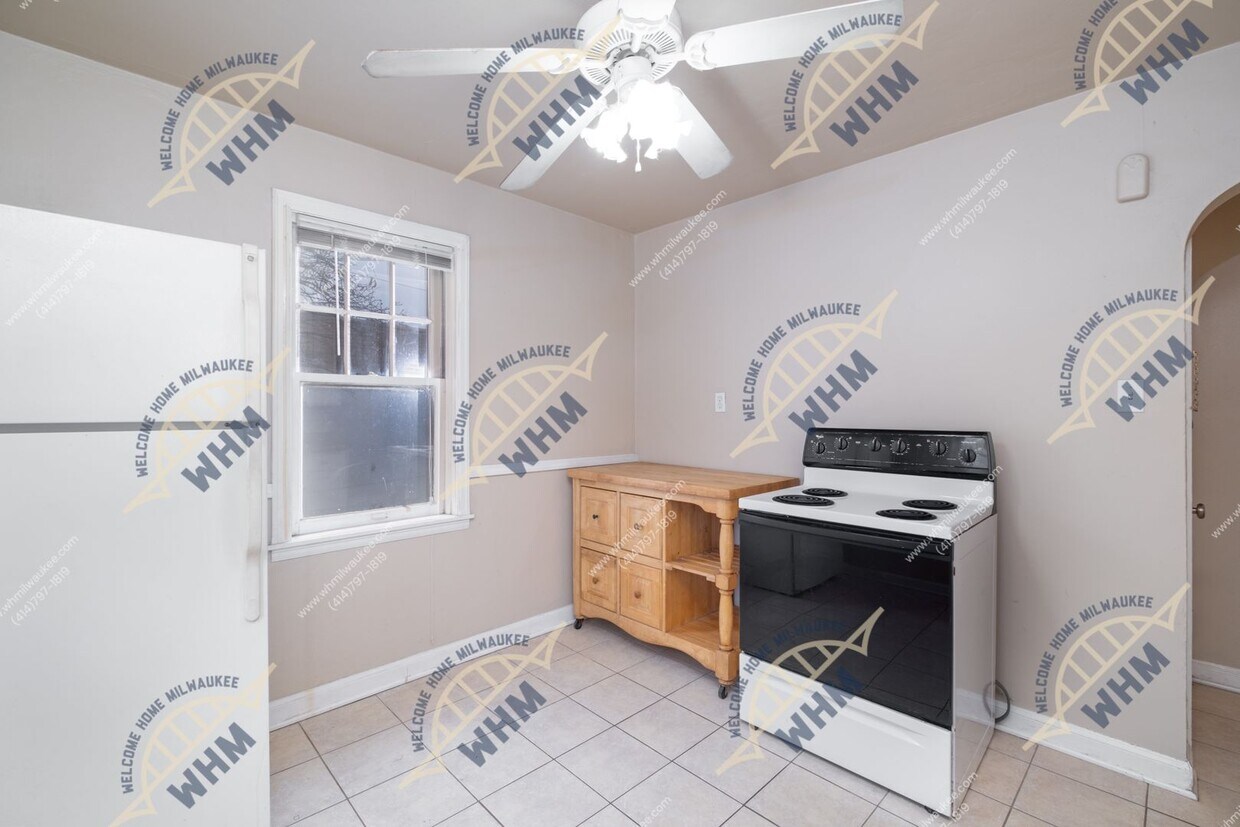 3258 S Kinnickinnic Ave Unit Lower, Milwaukee, WI 53207 - Room for Rent ...