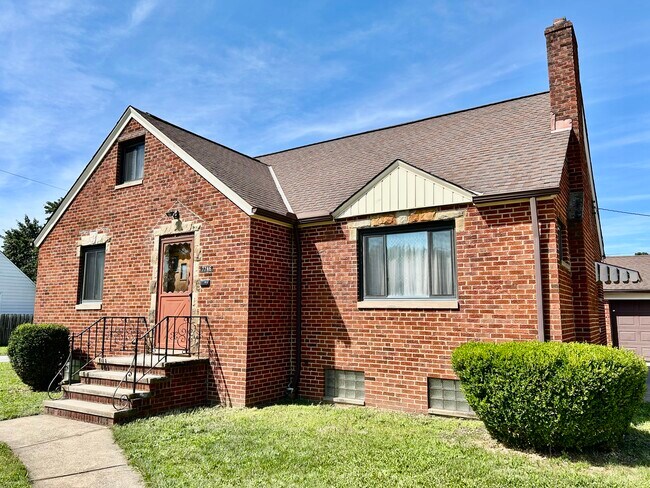Maple Hts OH Houses for Rent with Yard - 10 Homes