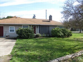 Duplex For Rent in Springfield ORNew