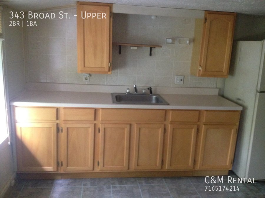 343 Broad St Unit Upper, Tonawanda, NY 14150 - Room for Rent in ...