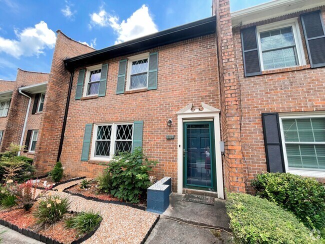 Great Lakes Apartments for Rent with Utilities Included - Decatur, GA ...