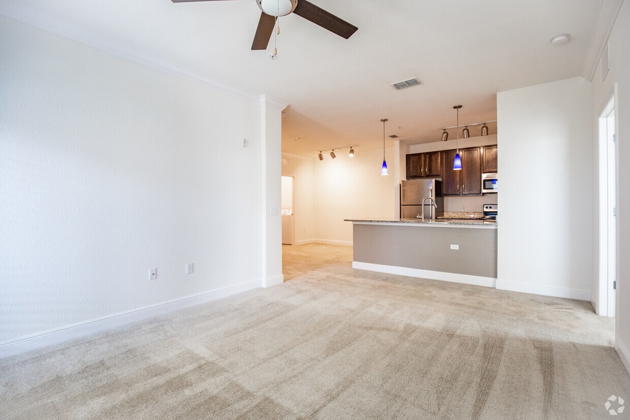 Trinity Club Apartments - 10800 Torino Dr Trinity, FL 34655 ...