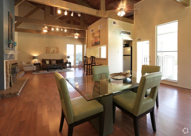 Stone Canyon Apartments - 2121 Madison Dr Arlington, TX | Apartments.com